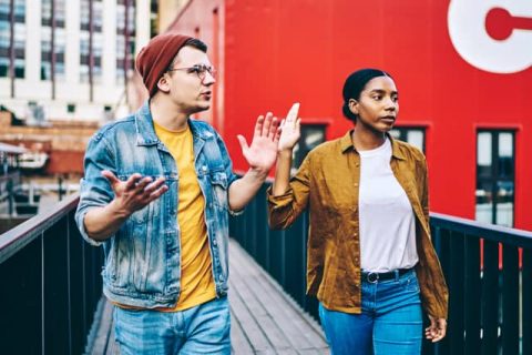 11 Toxic Signs There's No Emotional Intimacy in Your Marriage